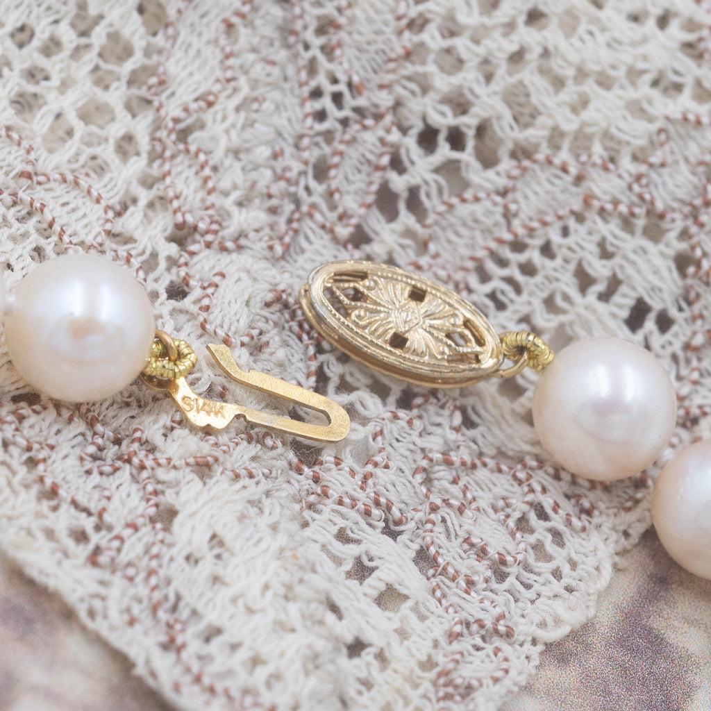 Matinee Length Pearl Strand – Pippin Vintage Jewelry