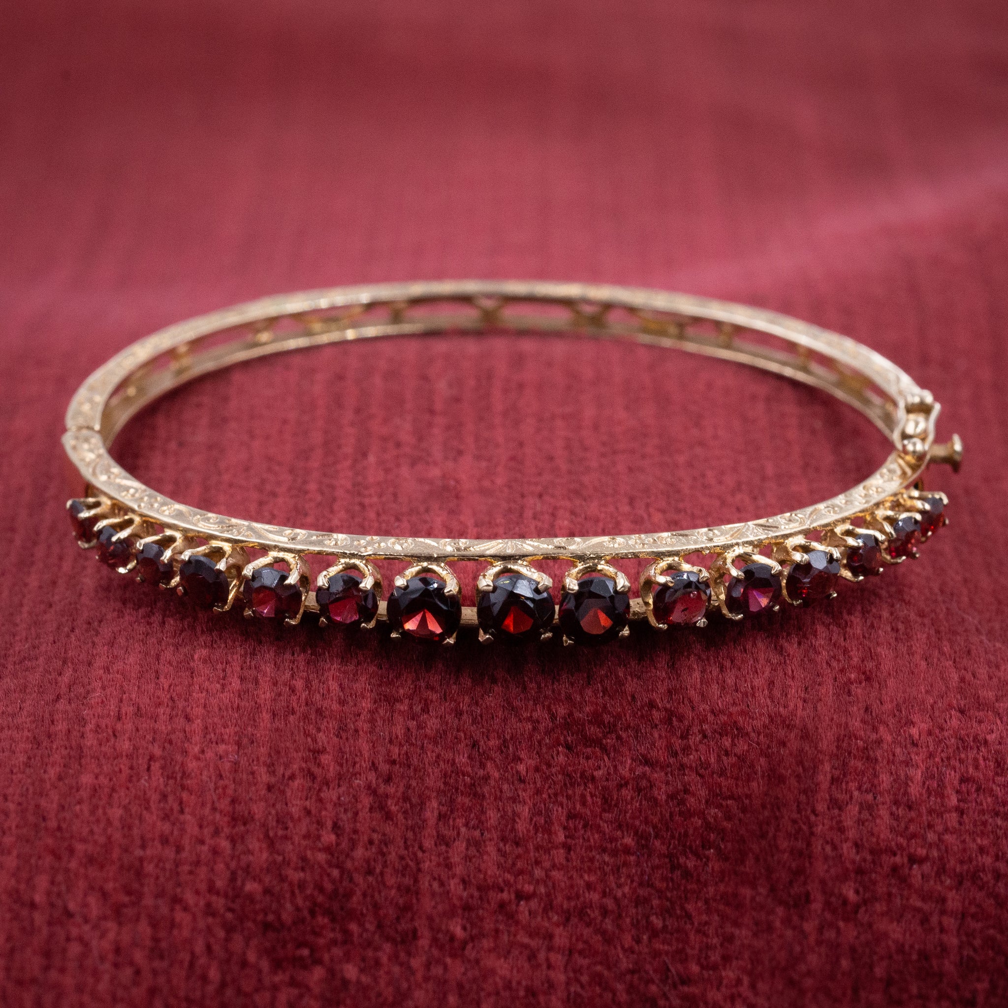 Hinged Garnet Bangle C. 1970s – Pippin Vintage Jewelry