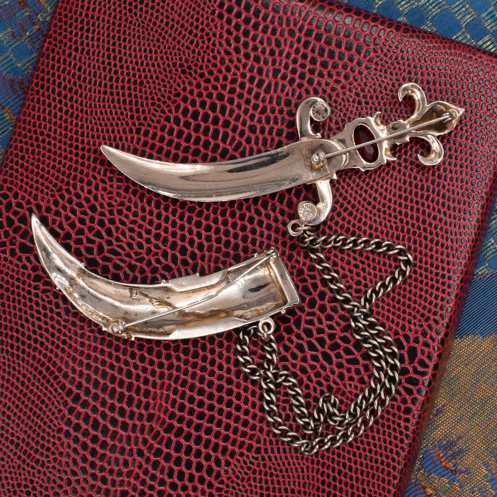 Murray Slater Dagger Brooch c1947 – Pippin Vintage Jewelry