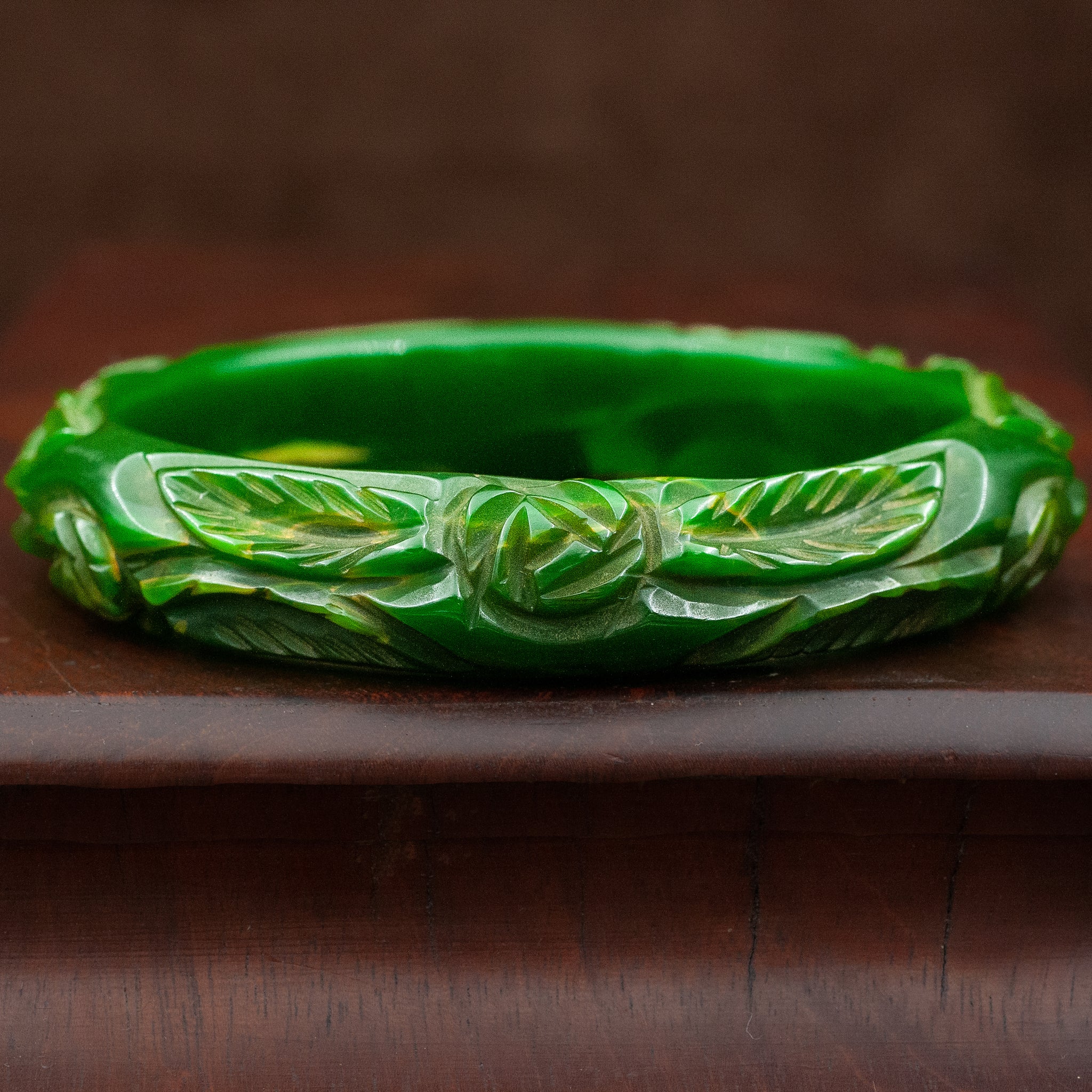 Green Carved Galalith Bangle c1930 – Pippin Vintage Jewelry