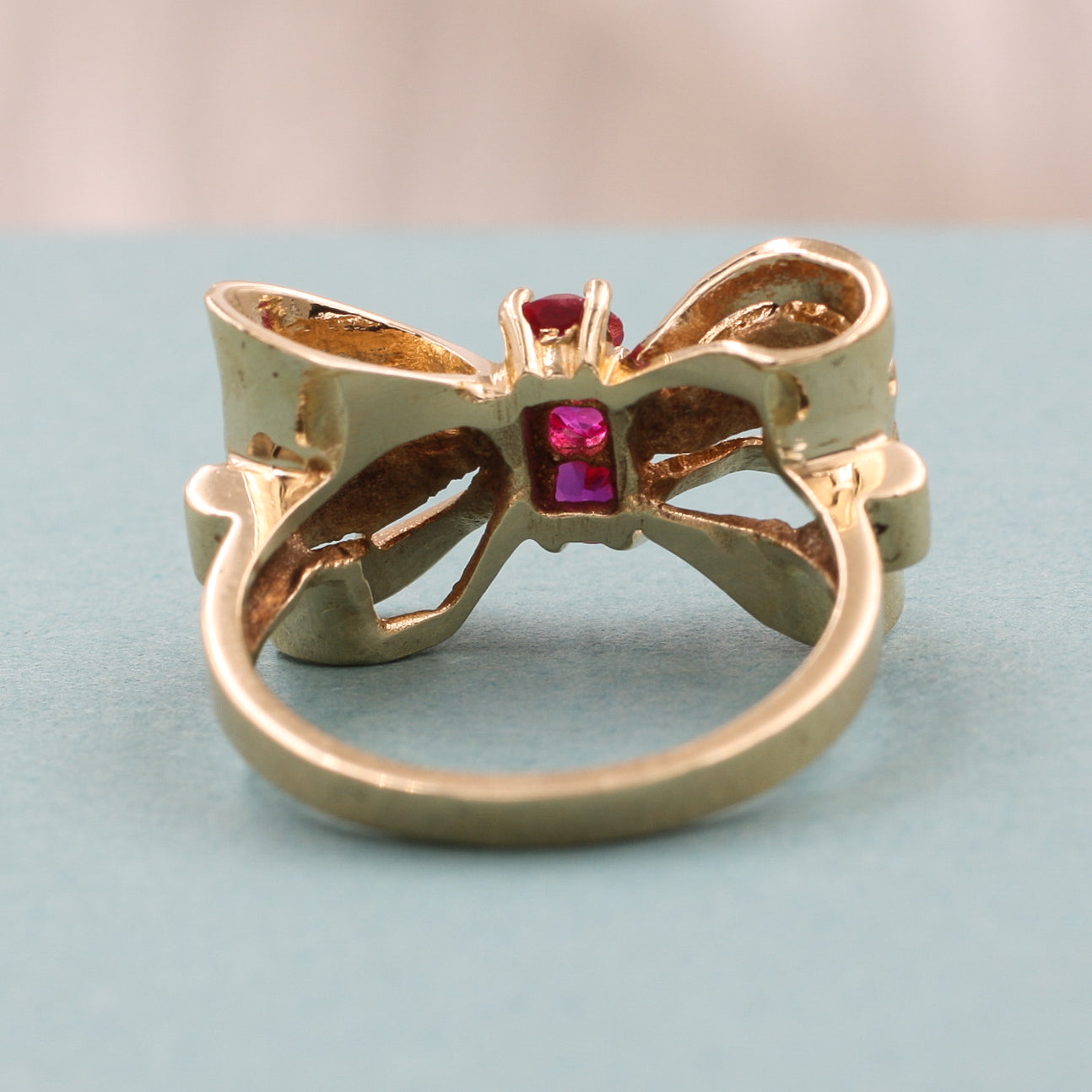 Retro Ruby Bow Ring – Pippin Vintage Jewelry
